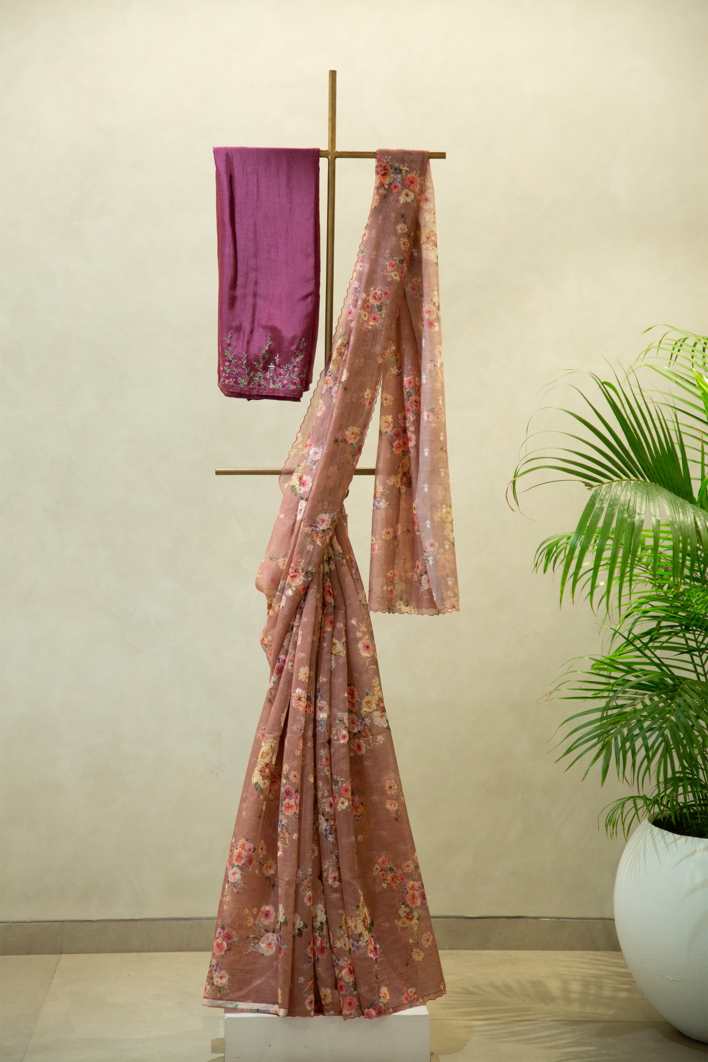 Saree – Page 2 – Paris De Boutique